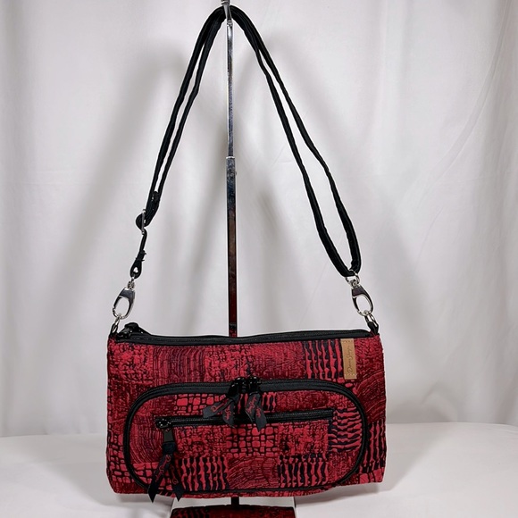 Donna Sharp | Bags | Donna Sharp Raleigh Print Adjustable Crossbody ...